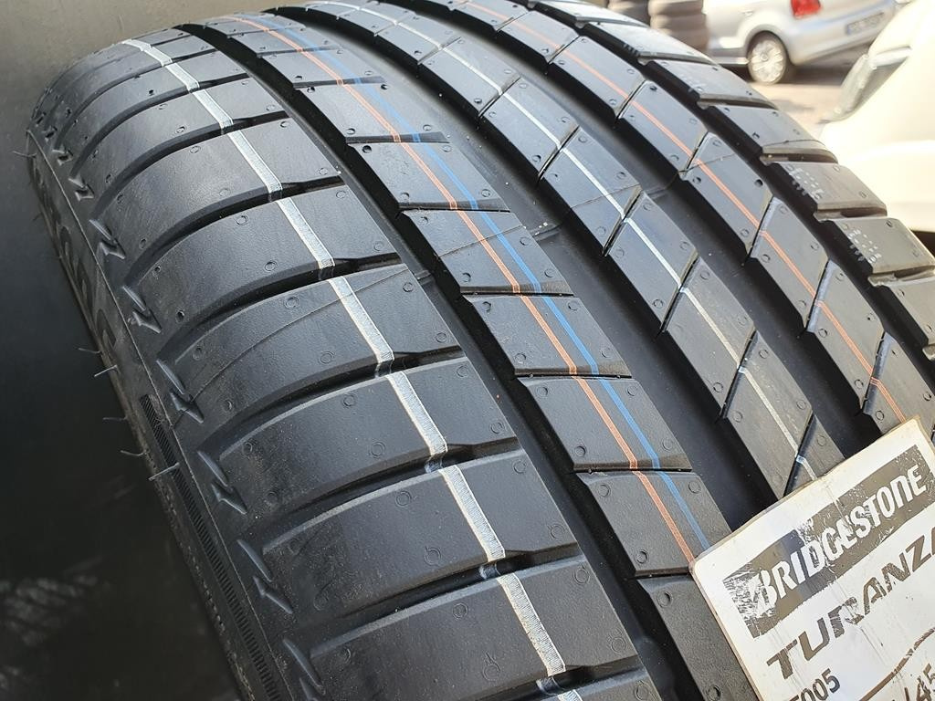 245/45R19 Bridgestone Turanza T005 komplet opon lato nowe N1916