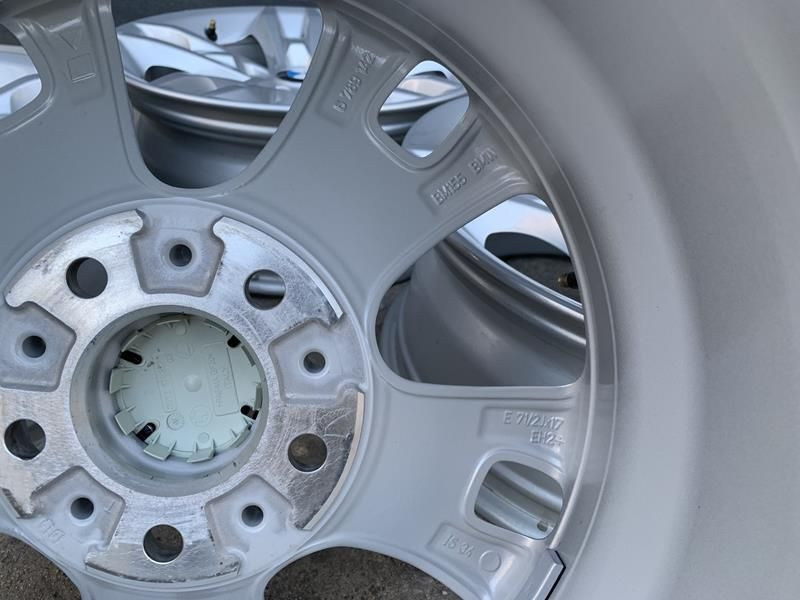 Oryginał Nowe Felgi 7,5jx17 IS34 17cali BMW X1 E84 E46 F30 nr728 ...